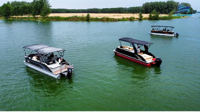 19ft Luxury Pontoon Boat - Customizable Leisure Craft